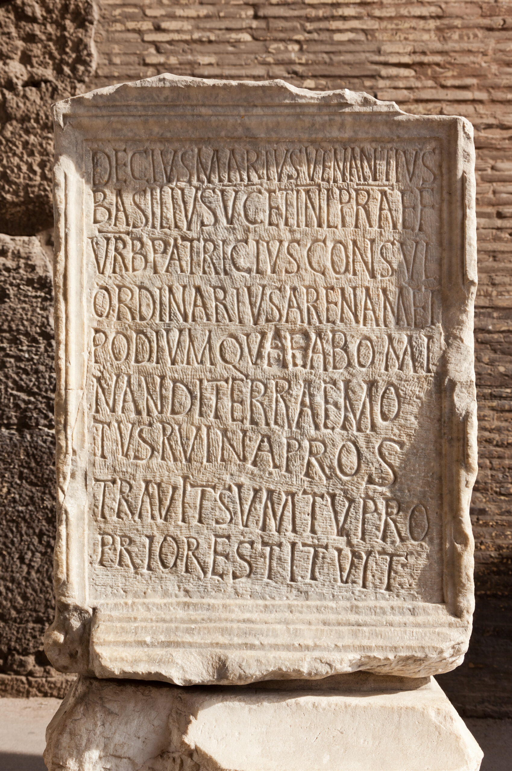 Roman Typeface: A Centuries Old Typographic Legacy - vintagefont.net